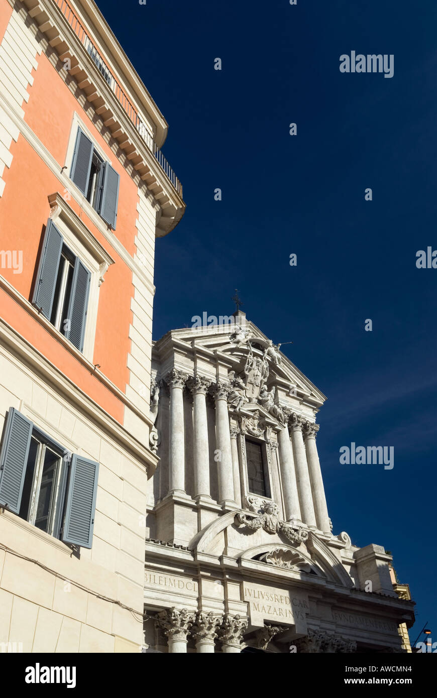 Rom, Italien. Die barocke Kirche von Santi Vincenzo e Anastasio an ...