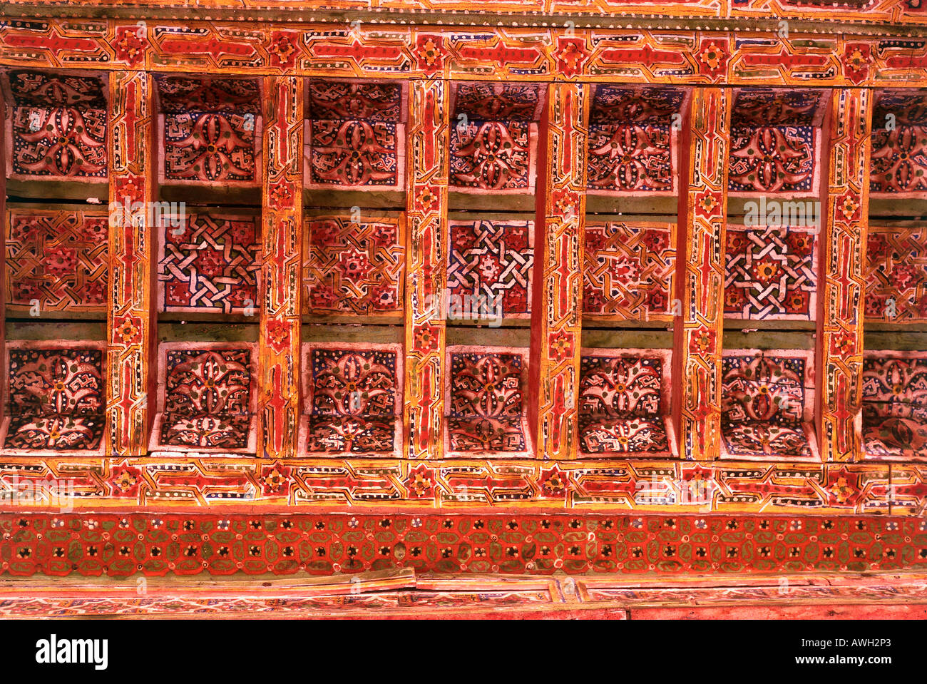 Voluten verziert -Fotos und -Bildmaterial in hoher Auflösung – Alamy