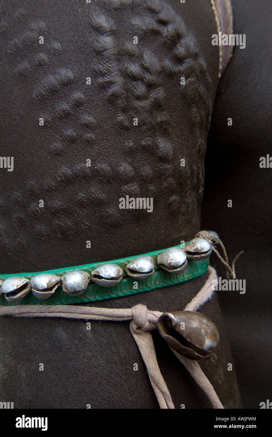 Ritual africa scarification -Fotos und -Bildmaterial in hoher Auflösung ...