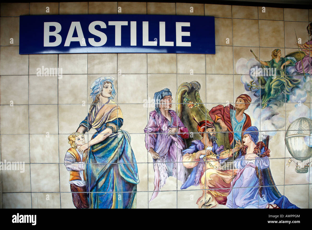 Wall mural bastille station paris -Fotos und -Bildmaterial in hoher ...