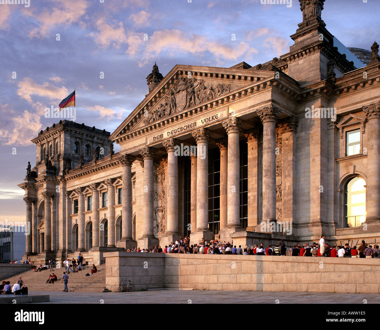 Reichstagsfoto horizontal -Fotos und -Bildmaterial in hoher Auflösung – Alamy