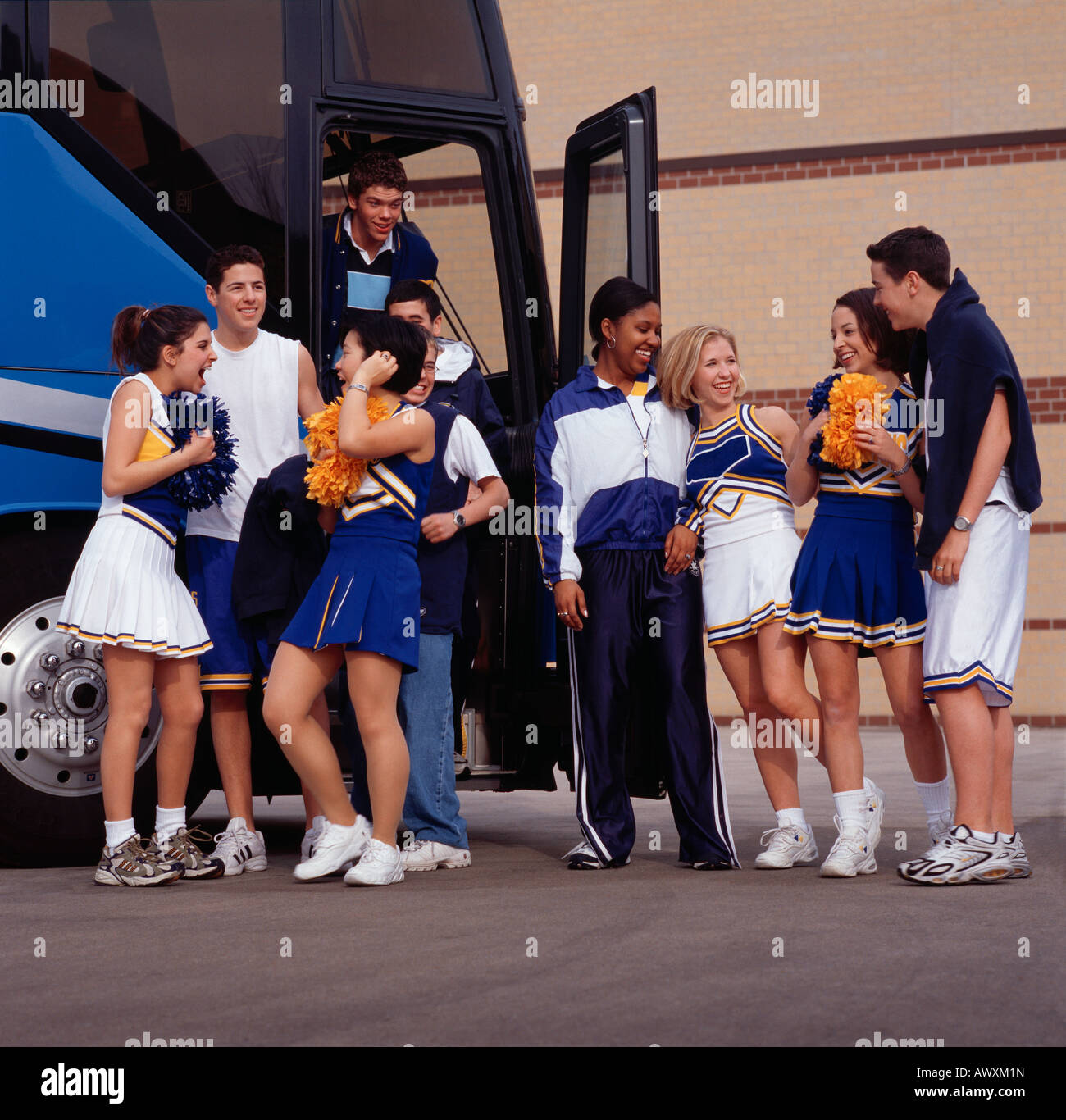 Cheerleader outfits -Fotos und -Bildmaterial in hoher Auflösung – Alamy