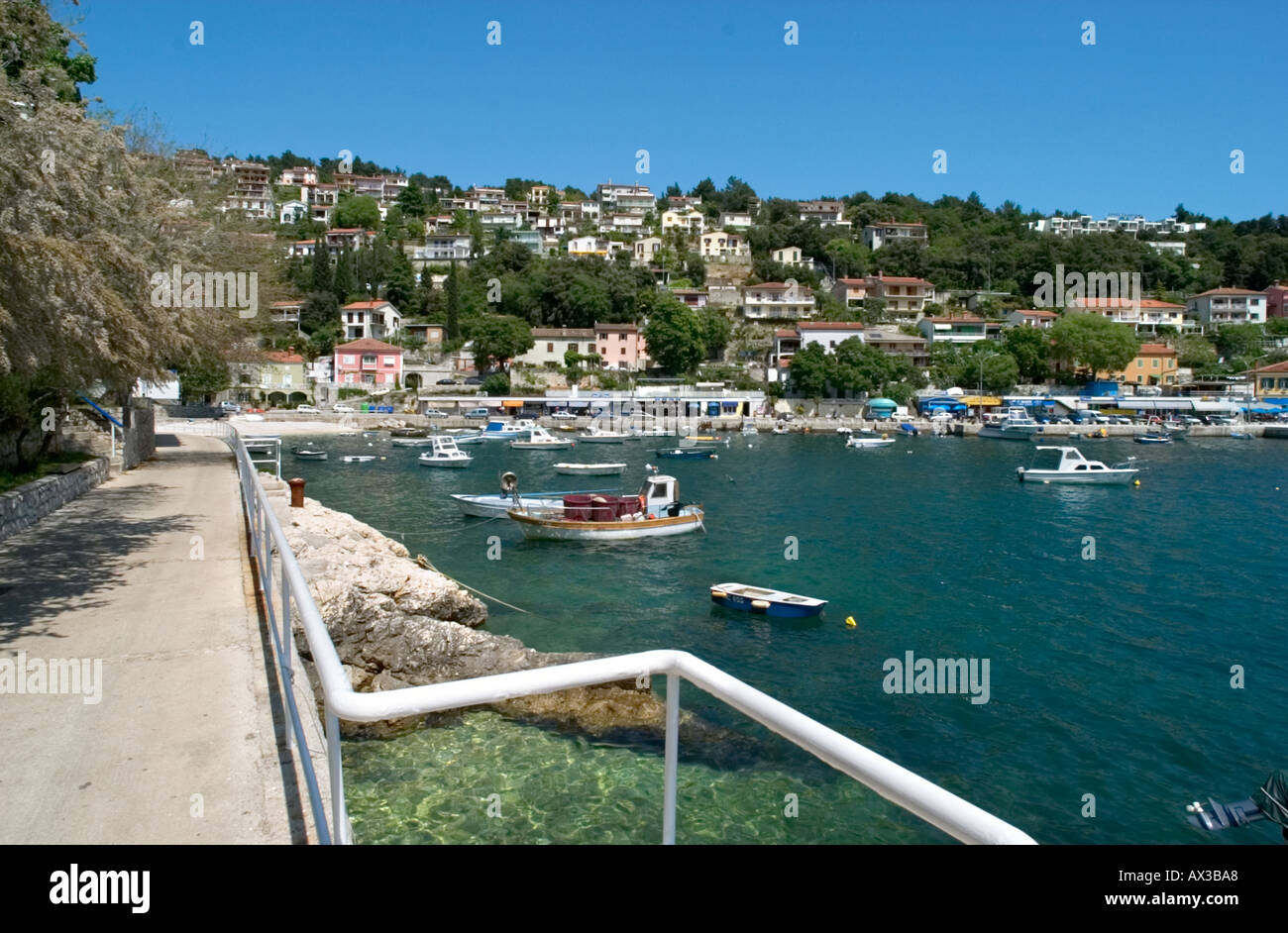 Croatia istria rabac seafront -Fotos und -Bildmaterial in hoher ...