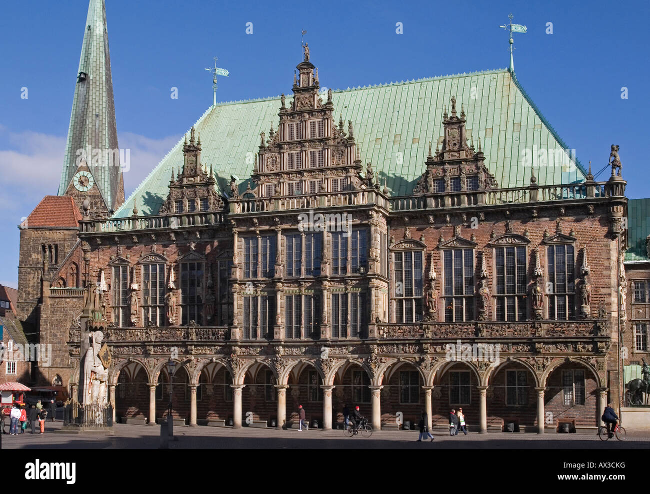 Statue im rathaus von bremen -Fotos und -Bildmaterial in hoher ...