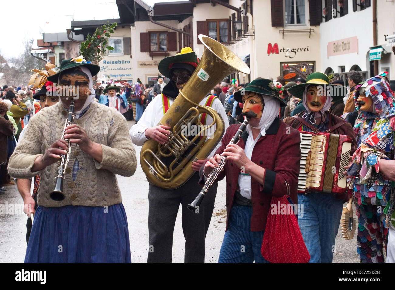 Maschkera mittenwald -Fotos und -Bildmaterial in hoher Auflösung – Alamy