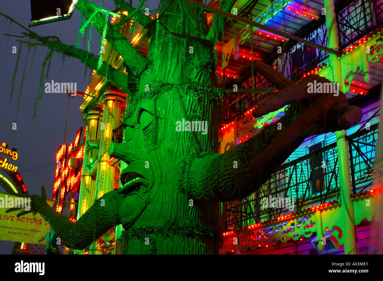 Der sprechende baum -Fotos und -Bildmaterial in hoher Auflösung – Alamy