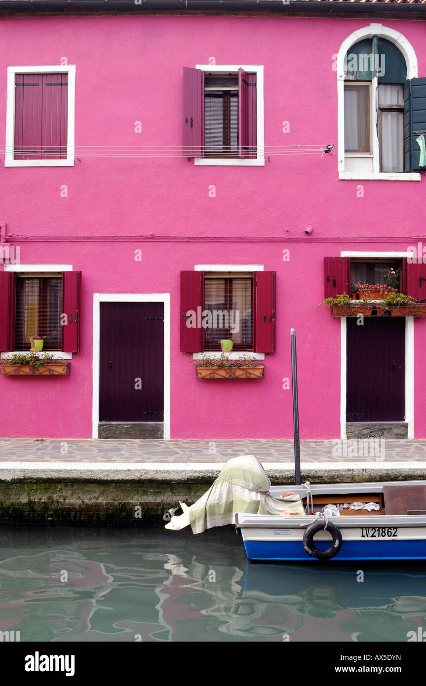 Rosa Fassade, Insel Burano, Venedig, Veneto, Italien, Europa ...