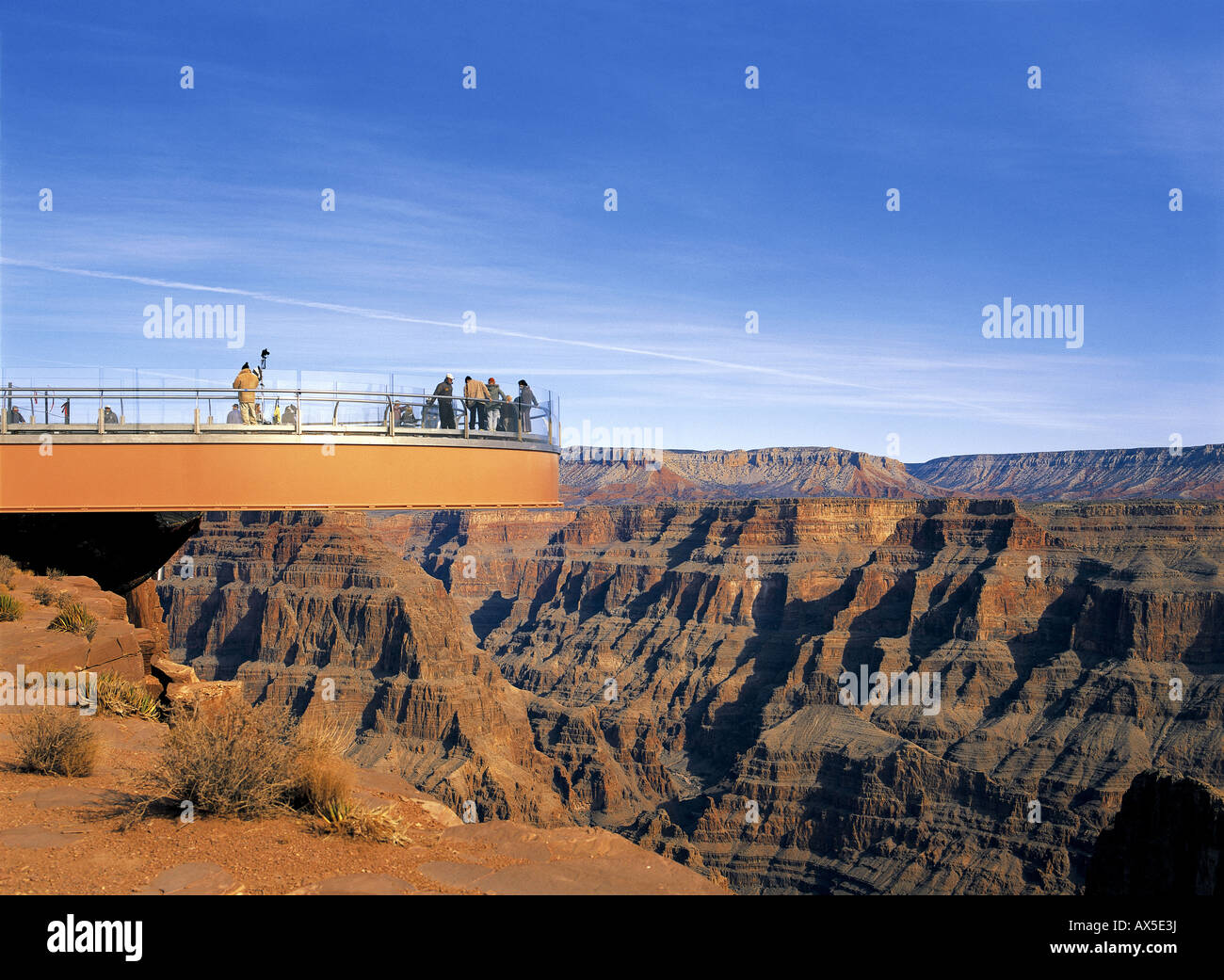 Skywalk Glasbrücke über Grand Canyon West, Arizona, USA Stockfotografie ...