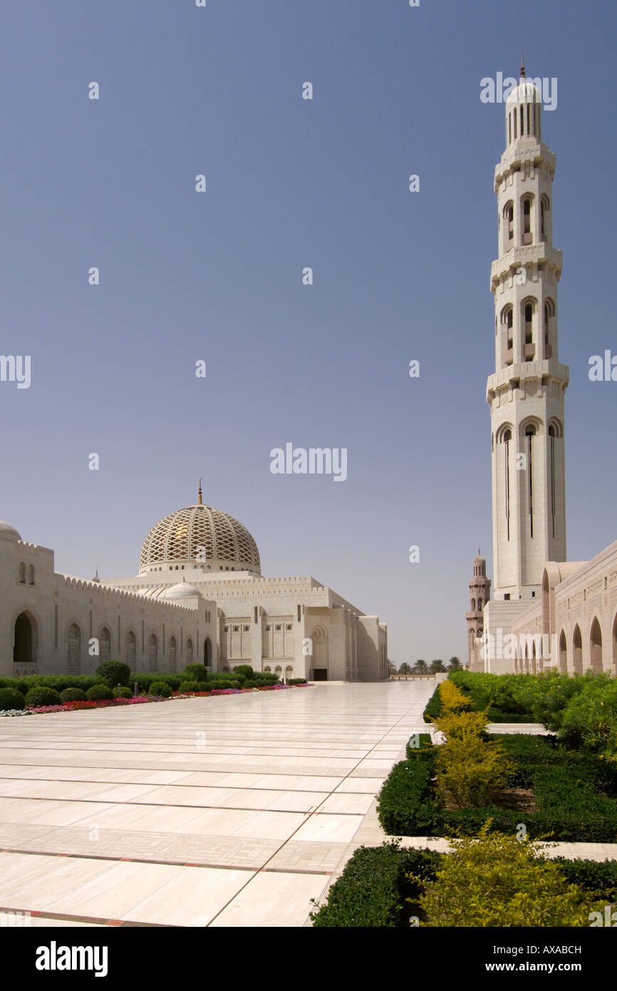 Moschee muskat oman qaboos -Fotos und -Bildmaterial in hoher Auflösung ...