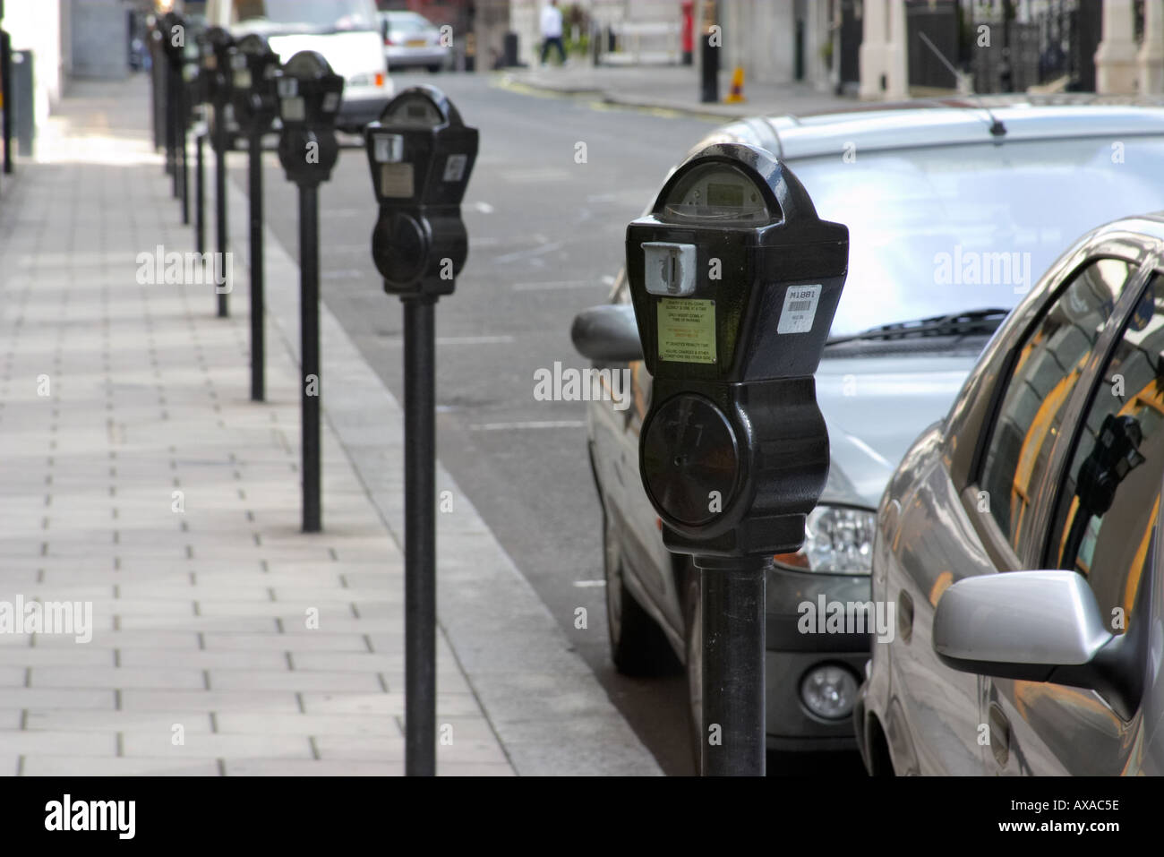 Parking meters and uk -Fotos und -Bildmaterial in hoher Auflösung – Alamy