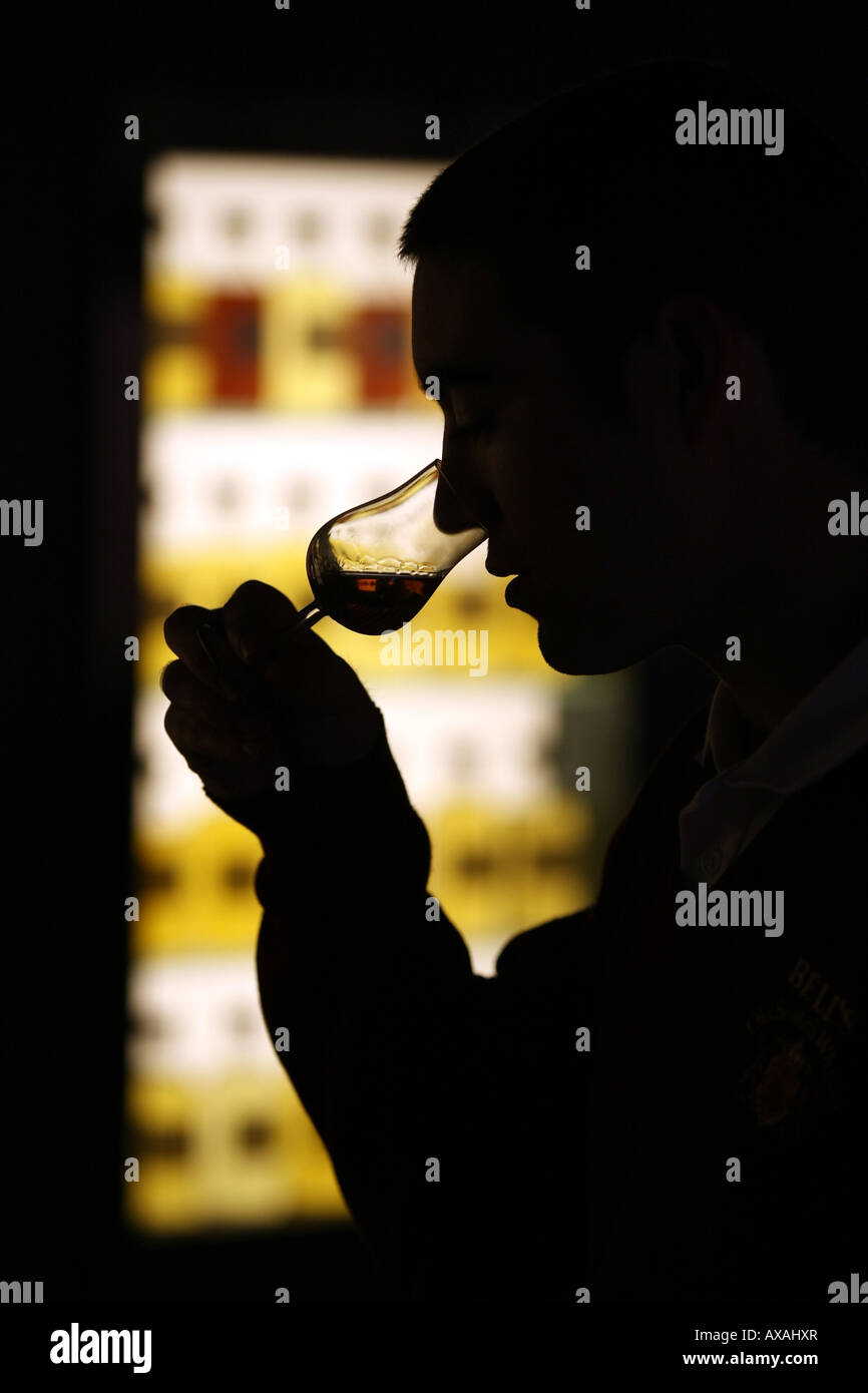 Schottische scotch whisky brennerei -Fotos und -Bildmaterial in hoher ...