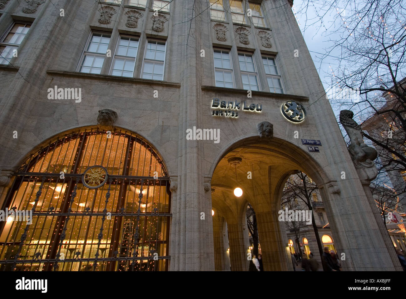 Bank leu bahnhofstrasse -Fotos und -Bildmaterial in hoher Auflösung – Alamy