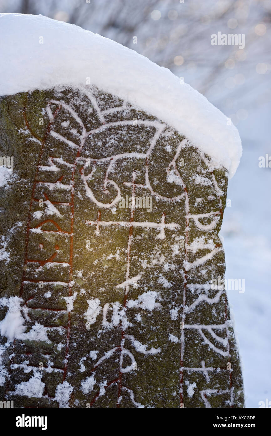 Wikinger runenstein -Fotos und -Bildmaterial in hoher Auflösung – Alamy