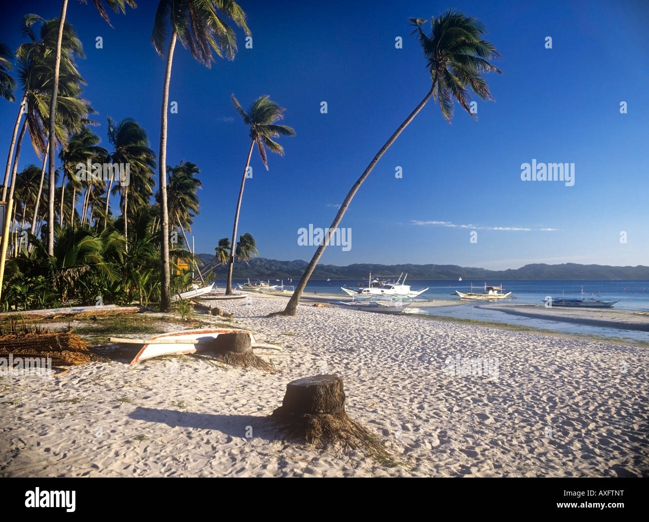 Boracay touristen direkt am strand -Fotos und -Bildmaterial in hoher ...