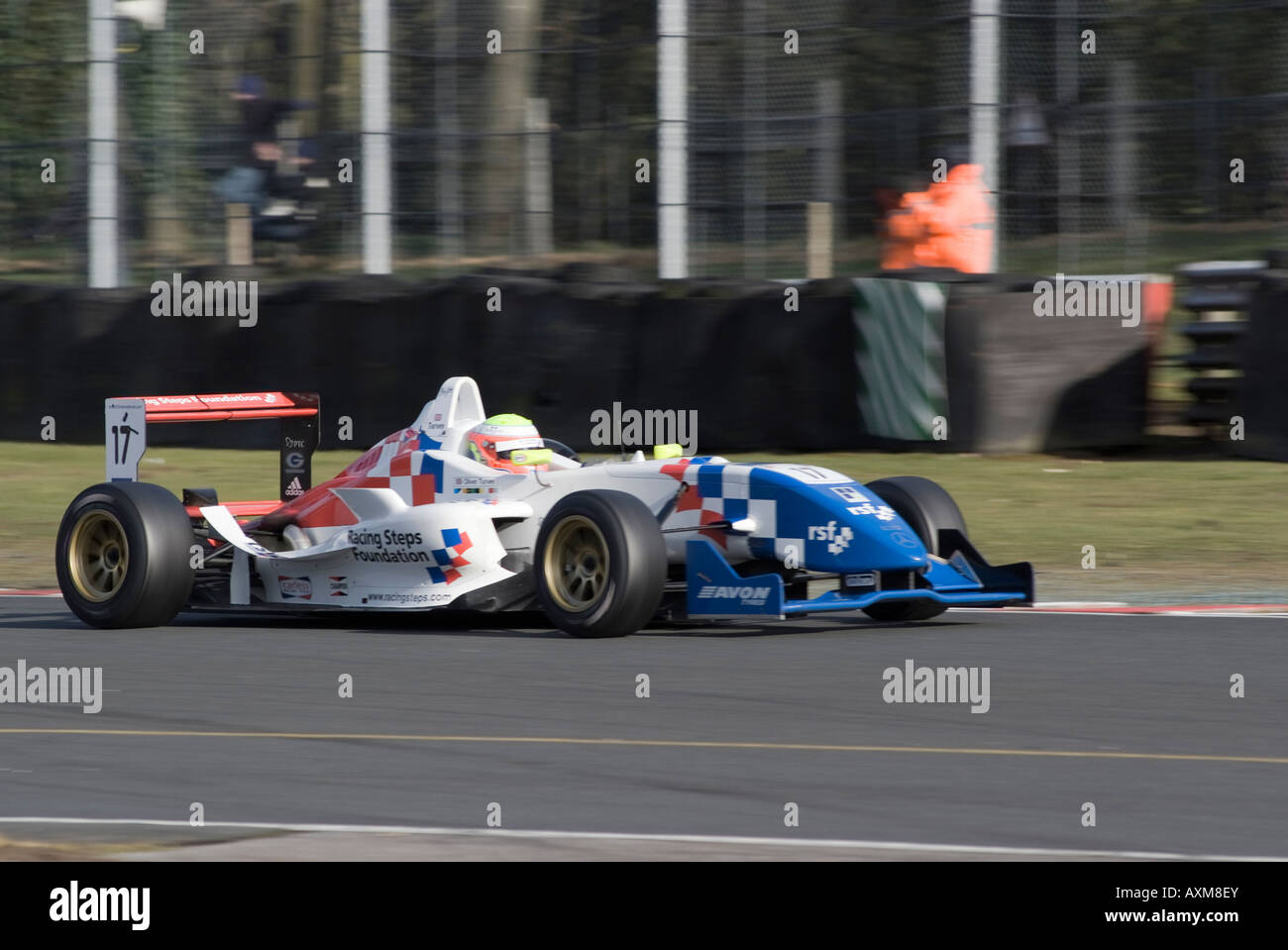 Dallara F308 Mercedes HWA F3 Rennwagen in britische F3 Internaional ...