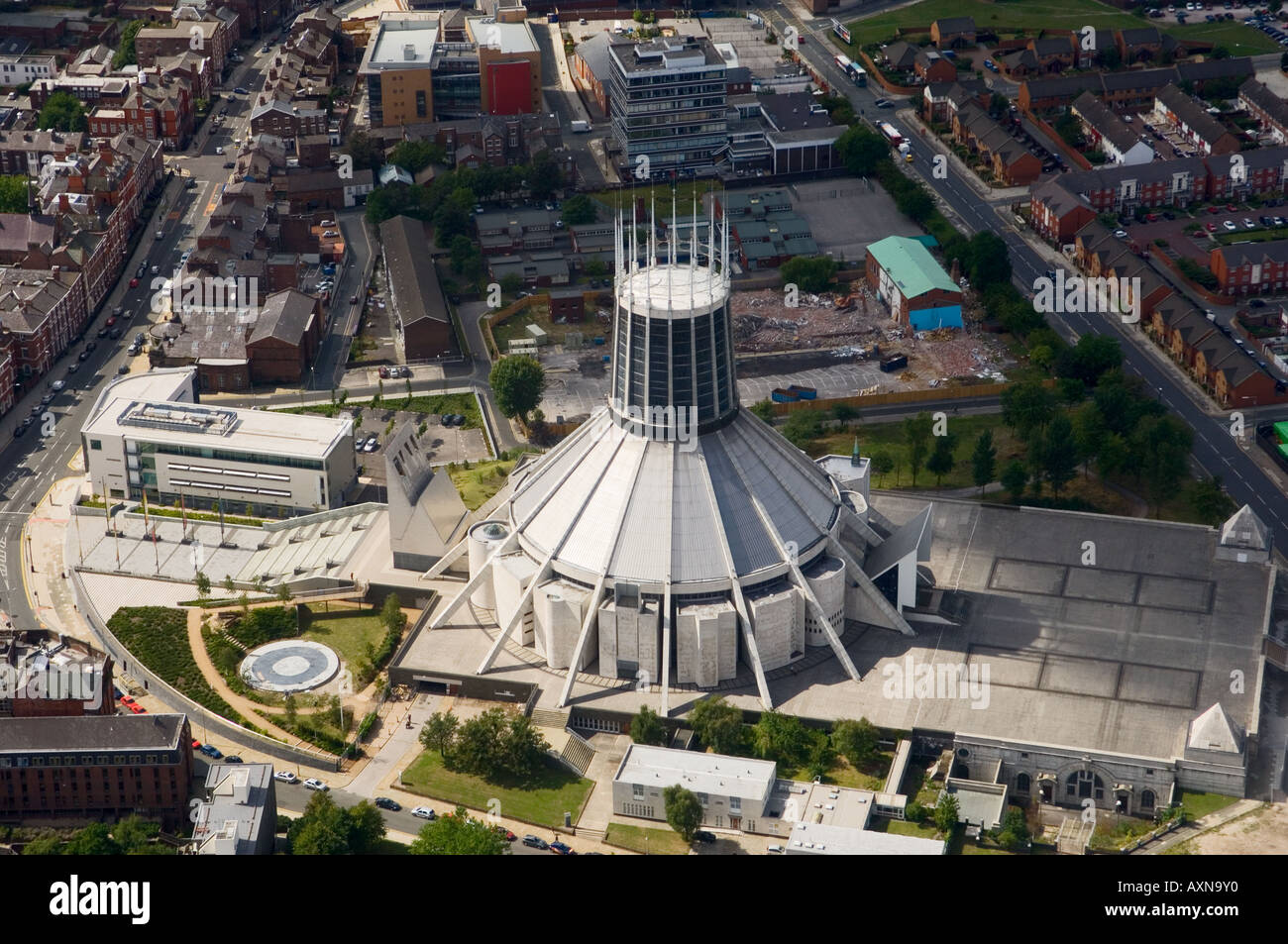 Liverpool Cathedral Aerial Stockfotos und -bilder Kaufen - Alamy