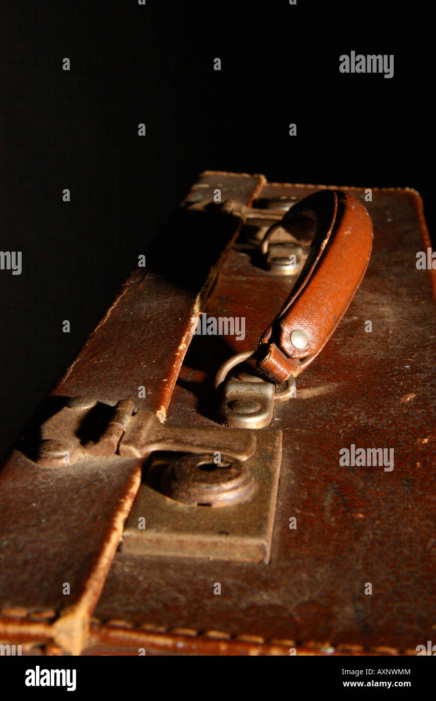 Alter koffer -Fotos und -Bildmaterial in hoher Auflösung – Alamy