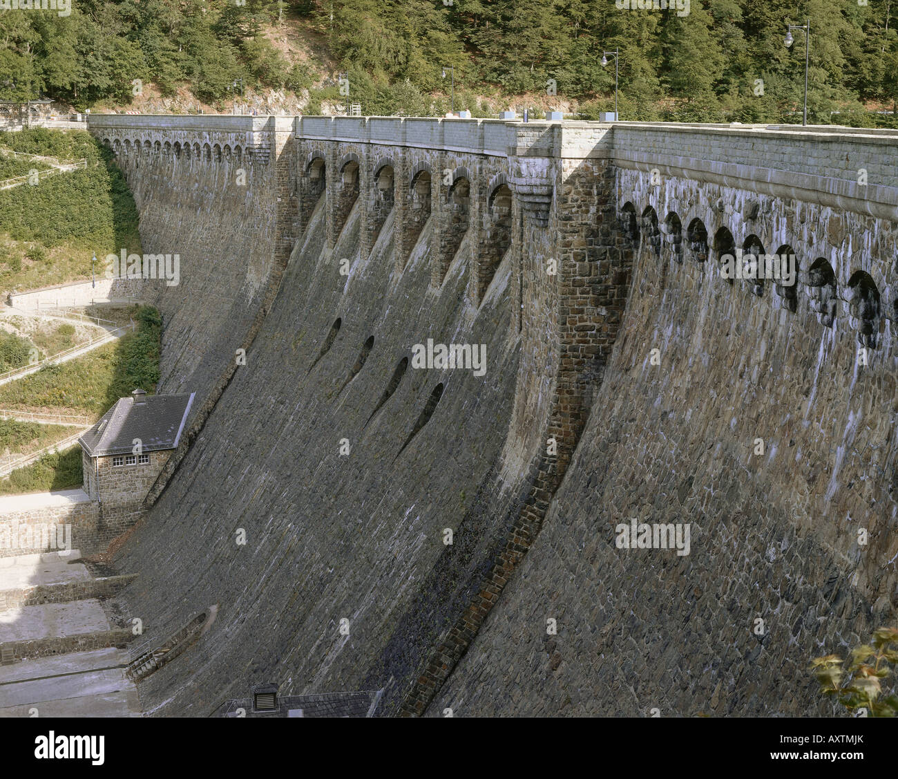 Diemelsee damm -Fotos und -Bildmaterial in hoher Auflösung – Alamy