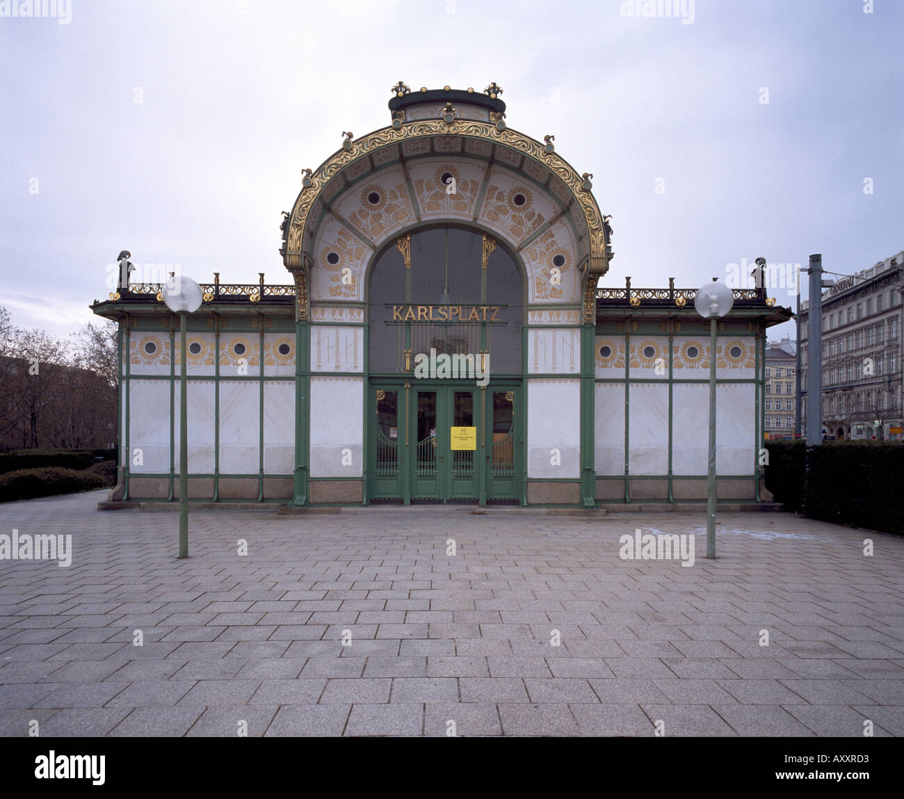Stadtbahnstation karlsplatz -Fotos und -Bildmaterial in hoher Auflösung ...