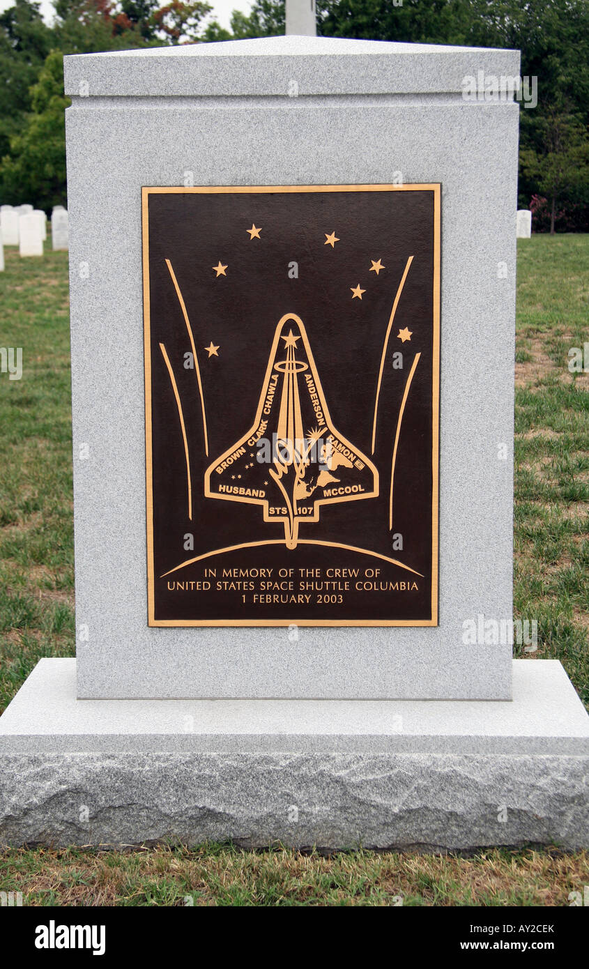 Das Space Shuttle Columbia Memorial auf dem Arlington National Cemetery ...