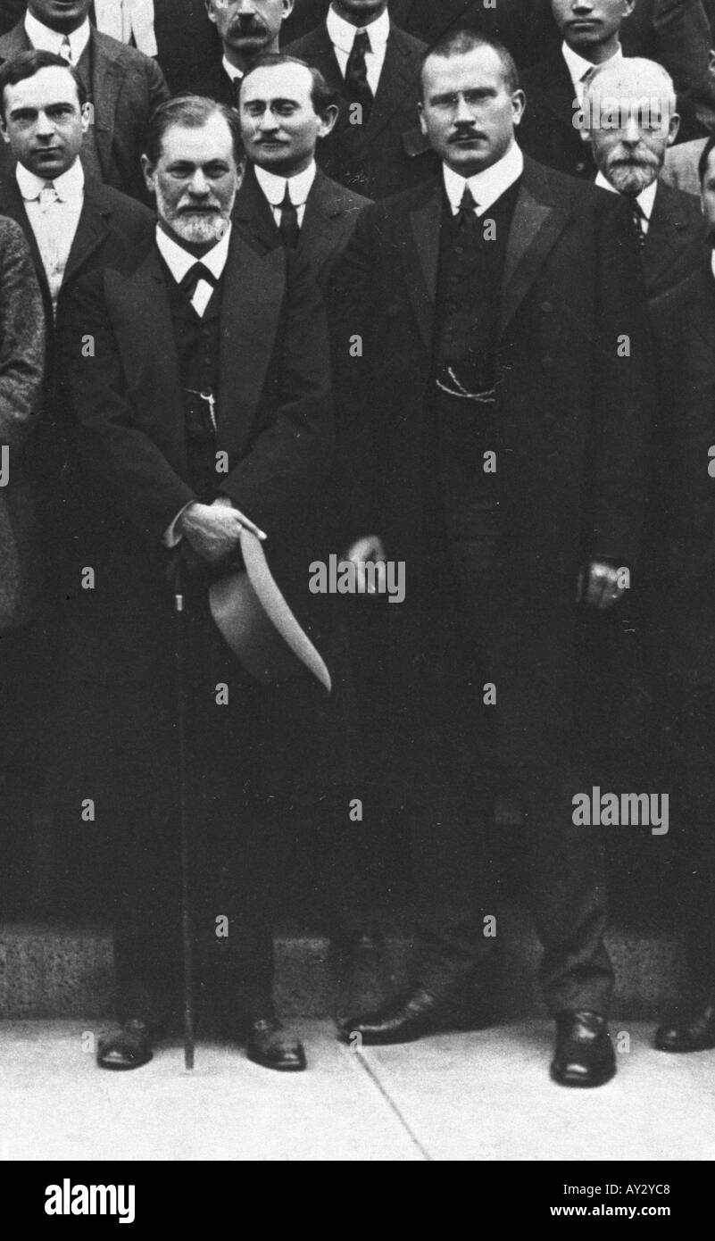Sigmund freud carl jung -Fotos und -Bildmaterial in hoher Auflösung – Alamy