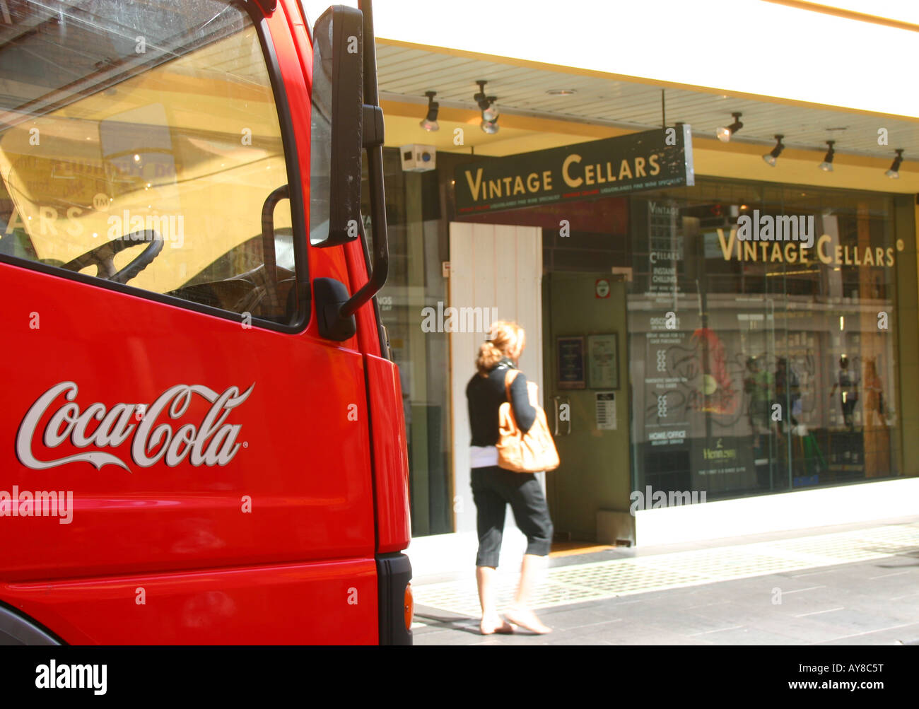 Coca cola jahrgang -Fotos und -Bildmaterial in hoher Auflösung – Alamy