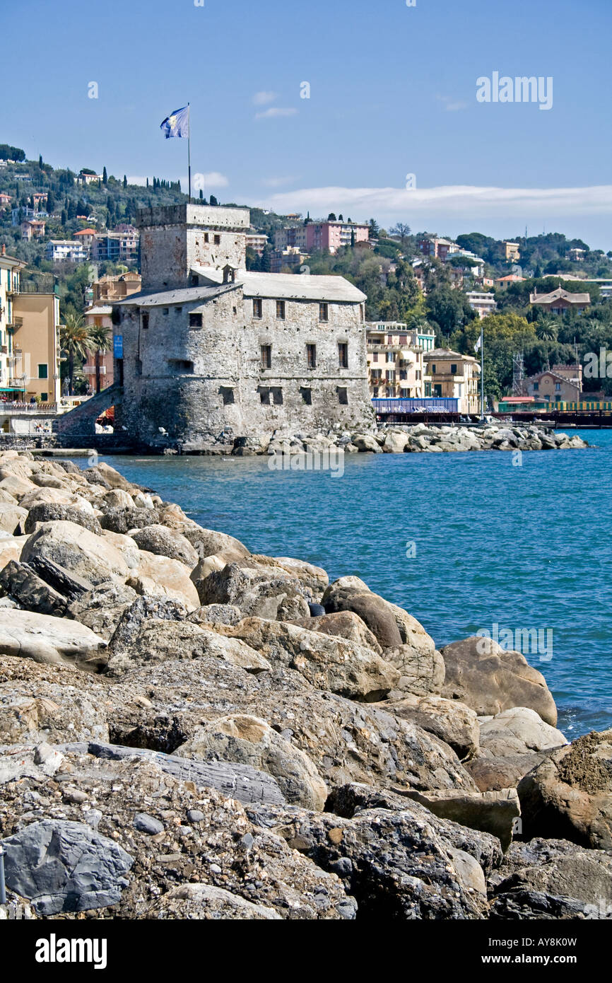 Rapallo beach -Fotos und -Bildmaterial in hoher Auflösung – Alamy