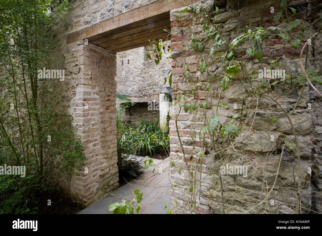 Atrium haus -Fotos und -Bildmaterial in hoher Auflösung – Alamy