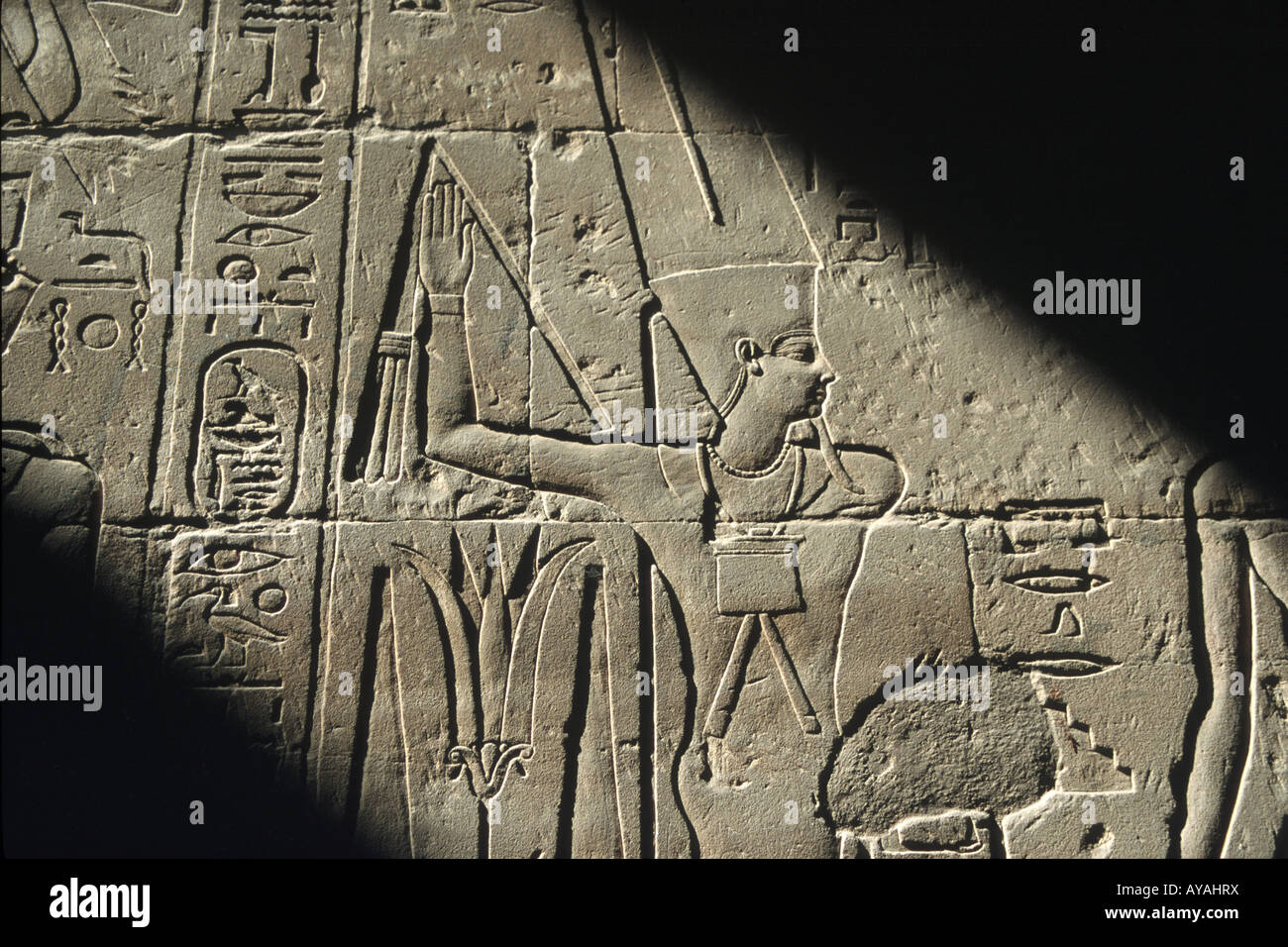 Ancient egyptian hieroglyphs -Fotos und -Bildmaterial in hoher ...