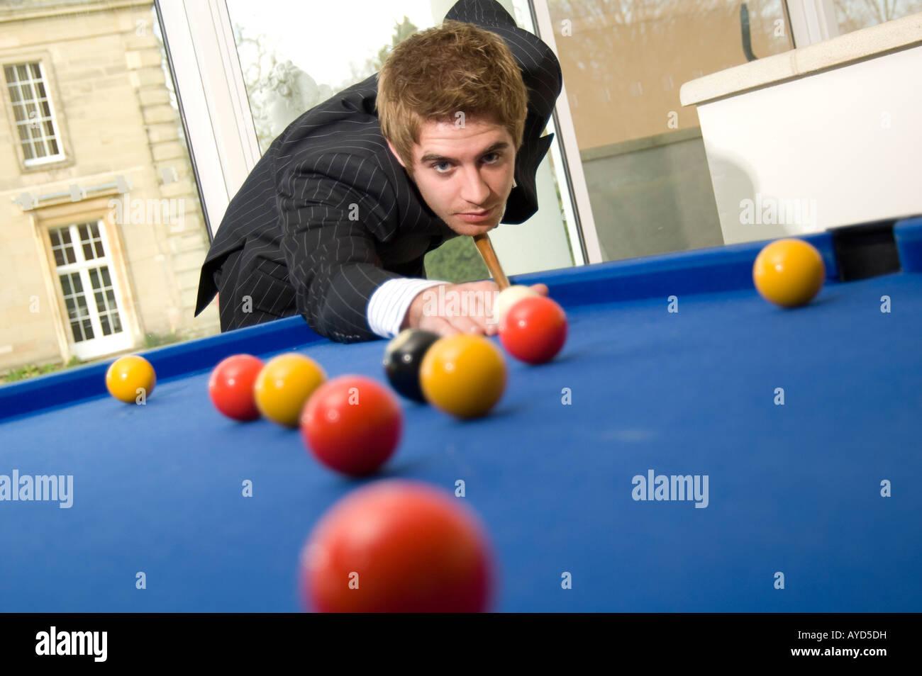 Cueing up -Fotos und -Bildmaterial in hoher Auflösung – Alamy