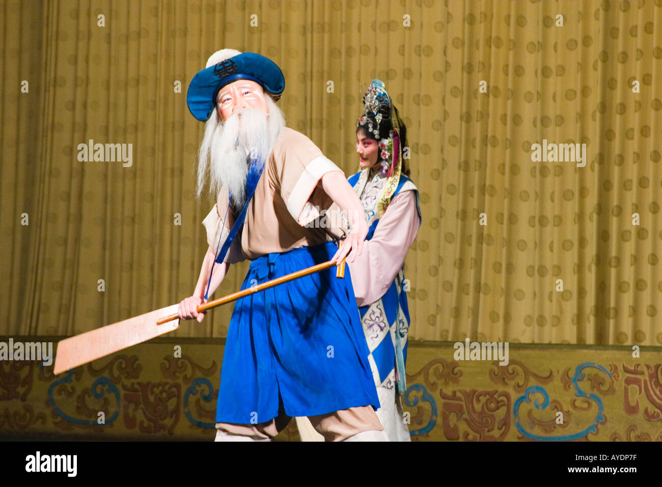 Chinesische Peking-Oper-Darsteller in die Prinzessin und der Bootsmann ...