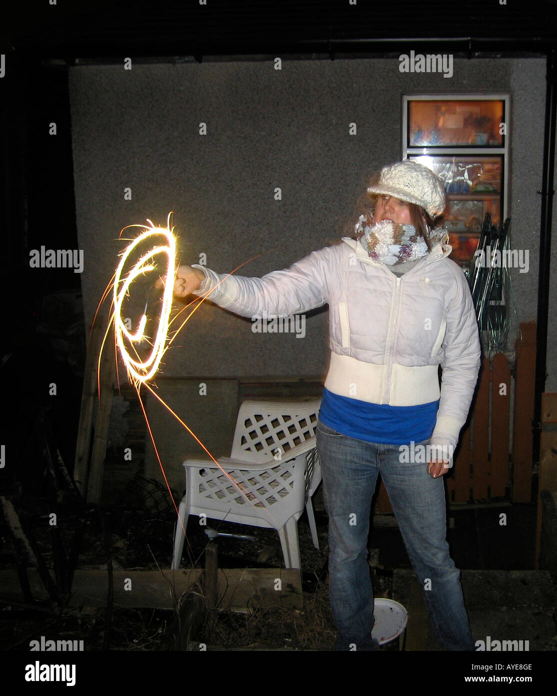 Mädchen 18 jahre alt nachkt -Fotos und -Bildmaterial in hoher Auflösung ...