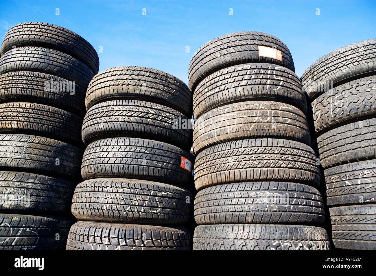 Kfz reifen -Fotos und -Bildmaterial in hoher Auflösung – Alamy