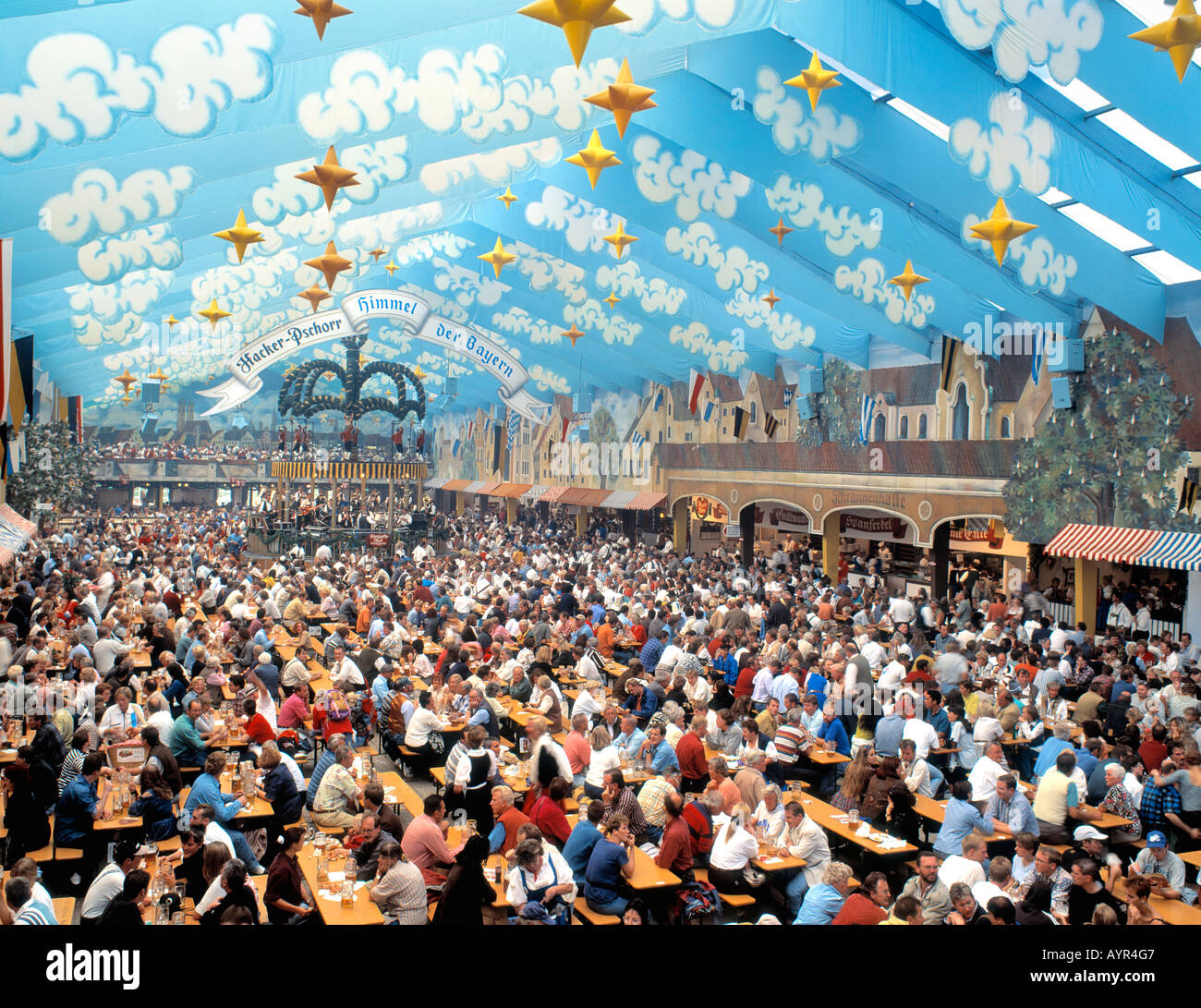 DEUTSCHLAND BAYERN MÜNCHEN OKTOBERFEST Stockfotografie - Alamy