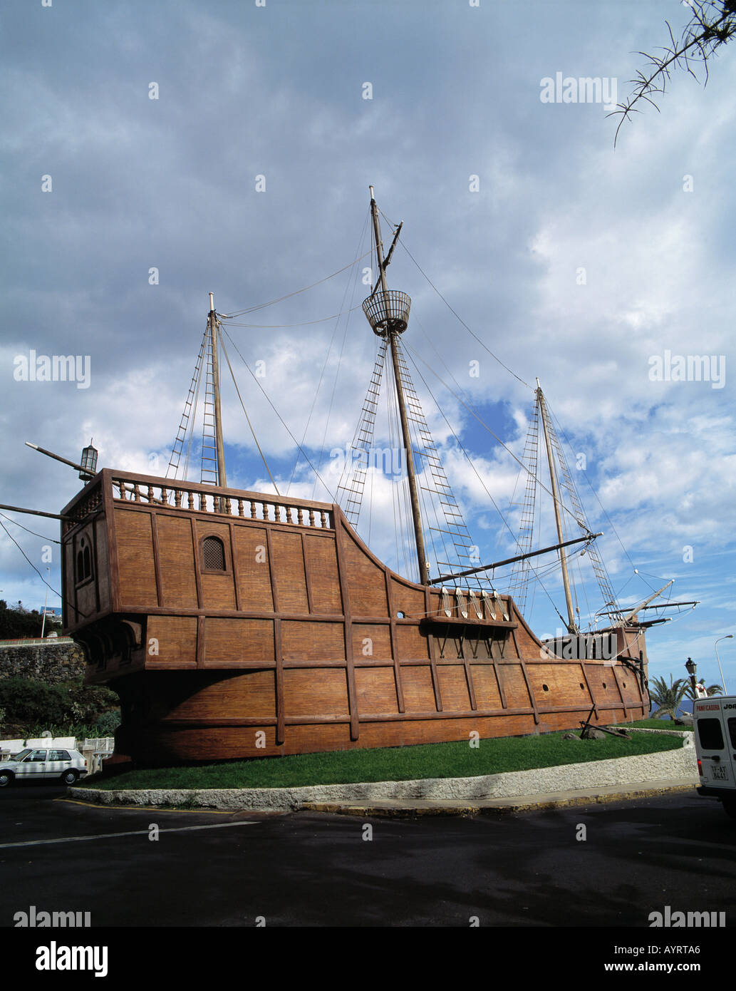 Columbus schiff santa maria -Fotos und -Bildmaterial in hoher Auflösung ...