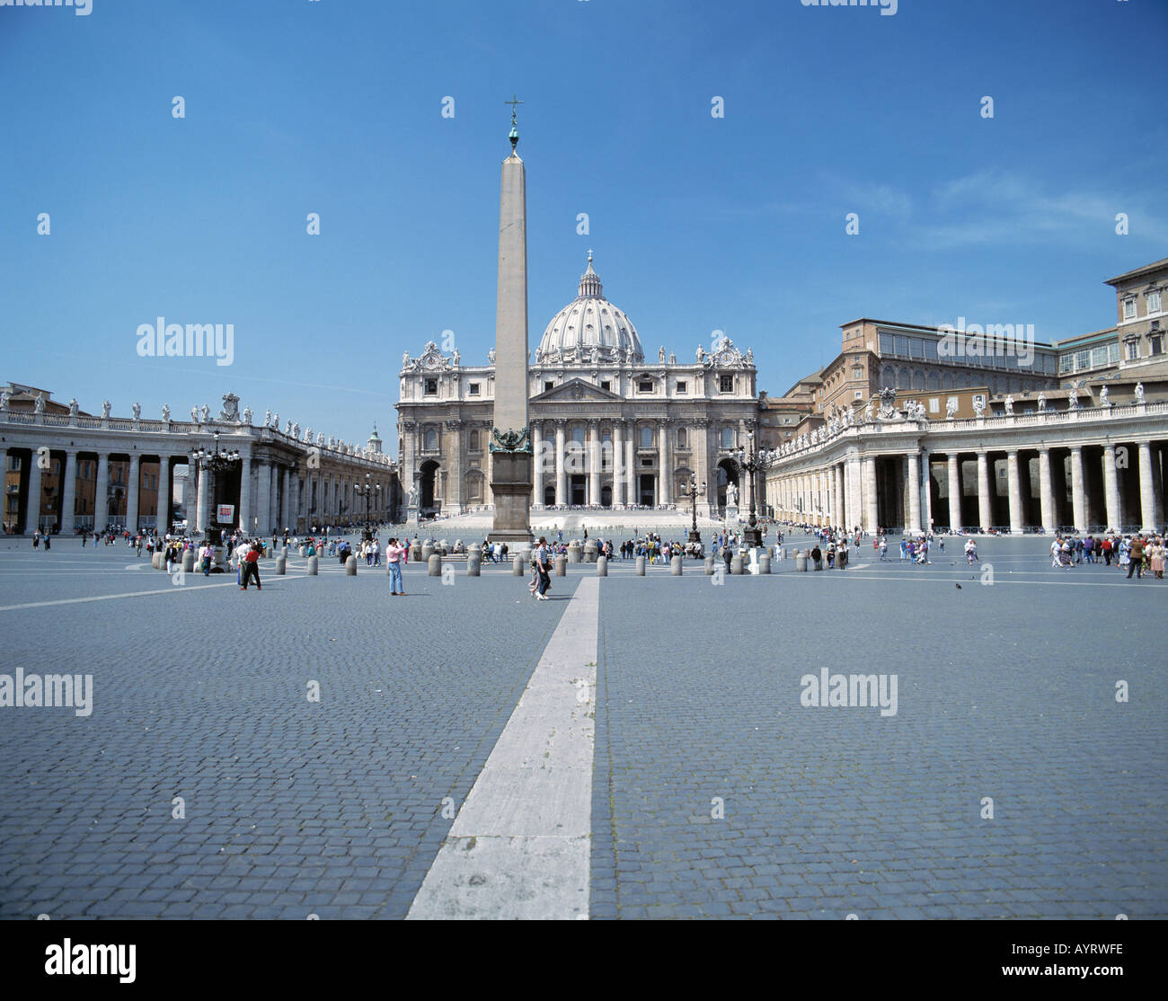 Petersplatz Mit Peterskirche Und Apostolischem Palast in Rom Und Im ...