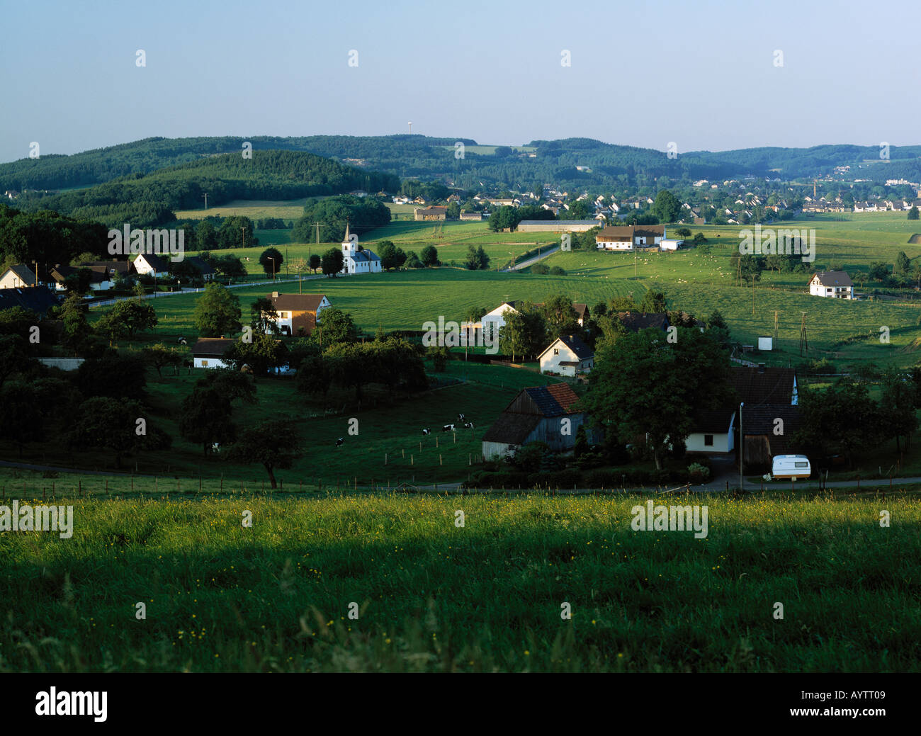 Ortsansicht, Huegelige Landschaft Bei Lindlar-Kemmerich, Naturpark ...