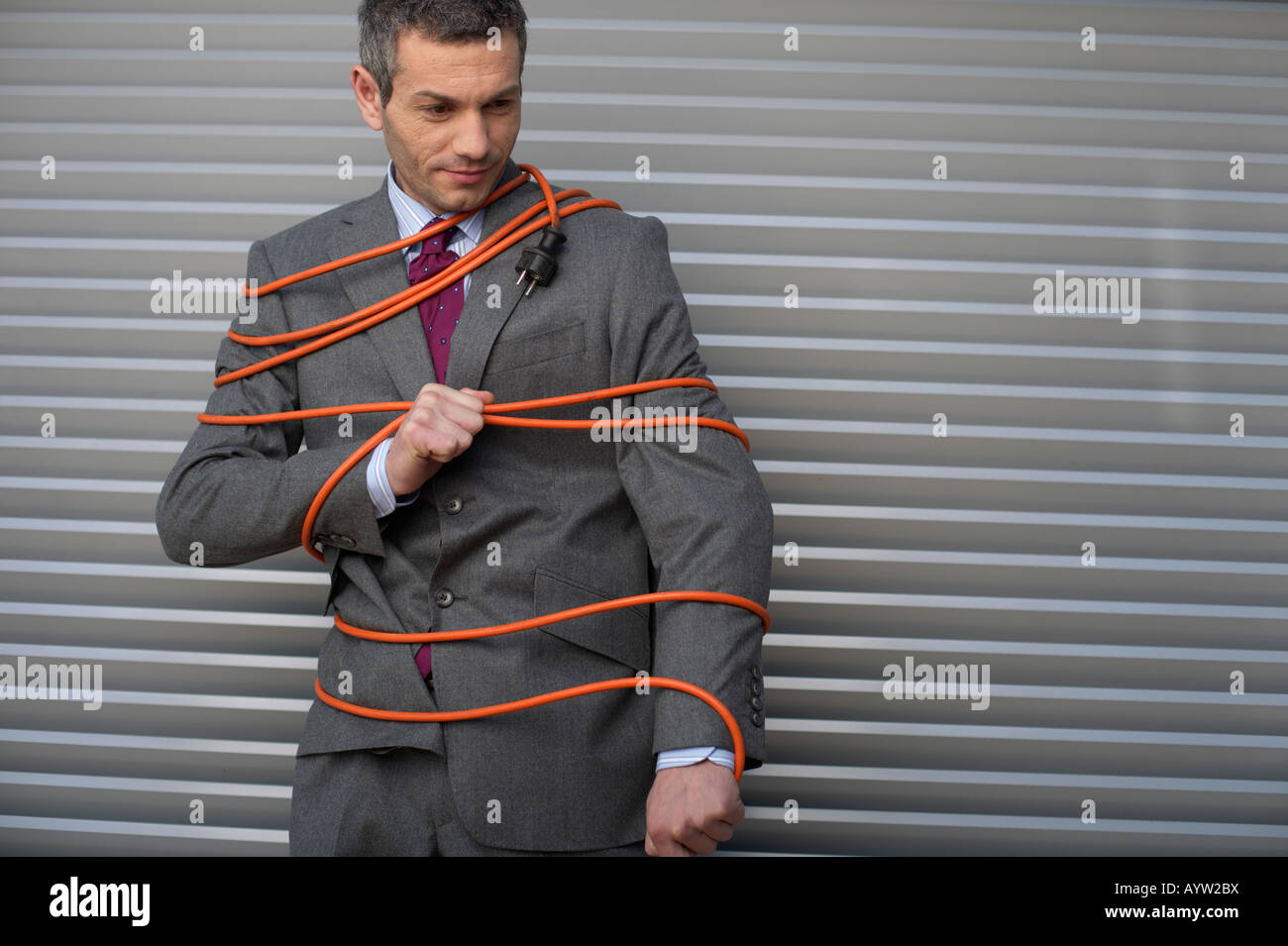 Kabel Gebunden Stockfotos und -bilder Kaufen - Alamy