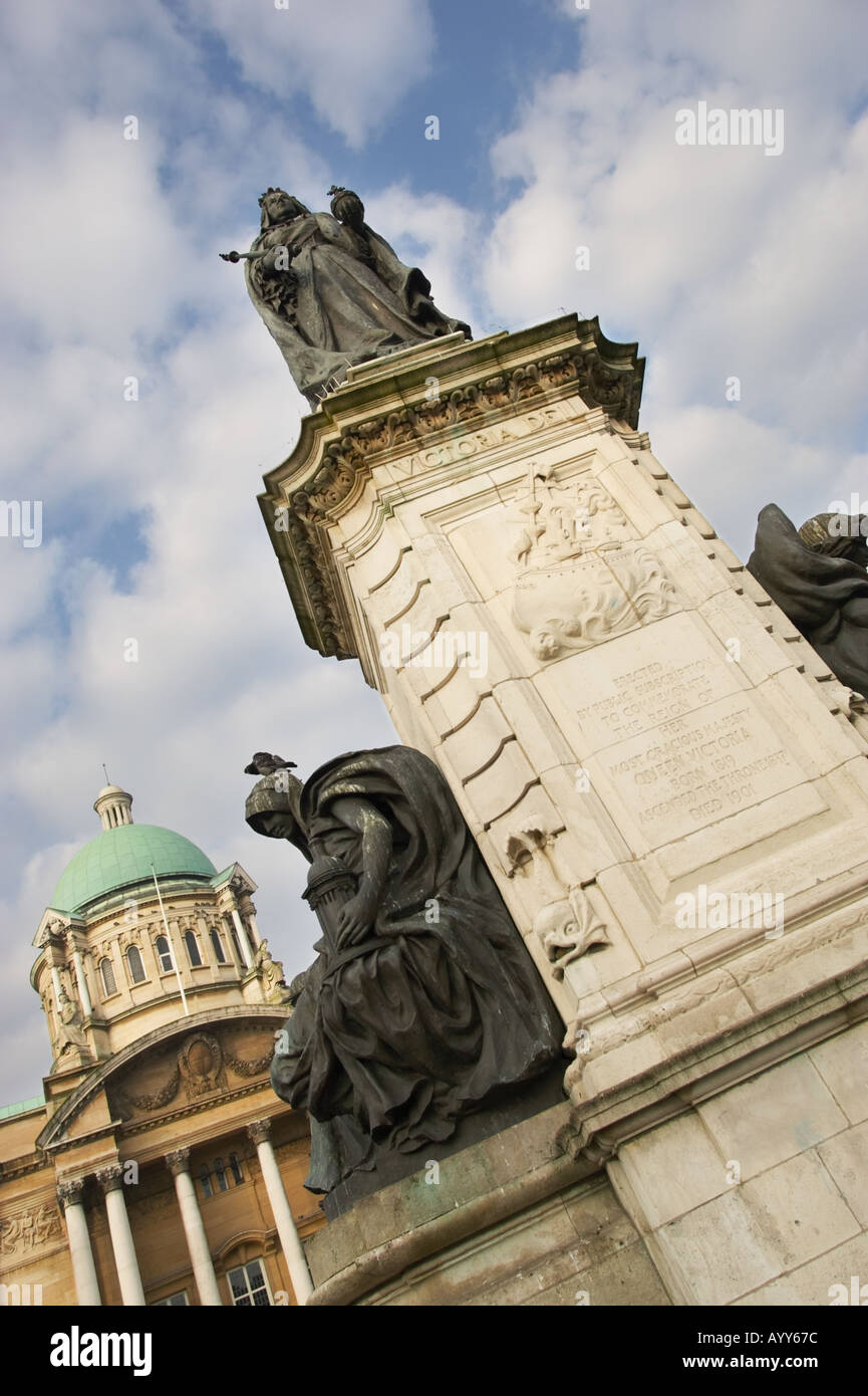 Königin Victoria Denkmal in Victoria Square Hull East Yorkshire England ...