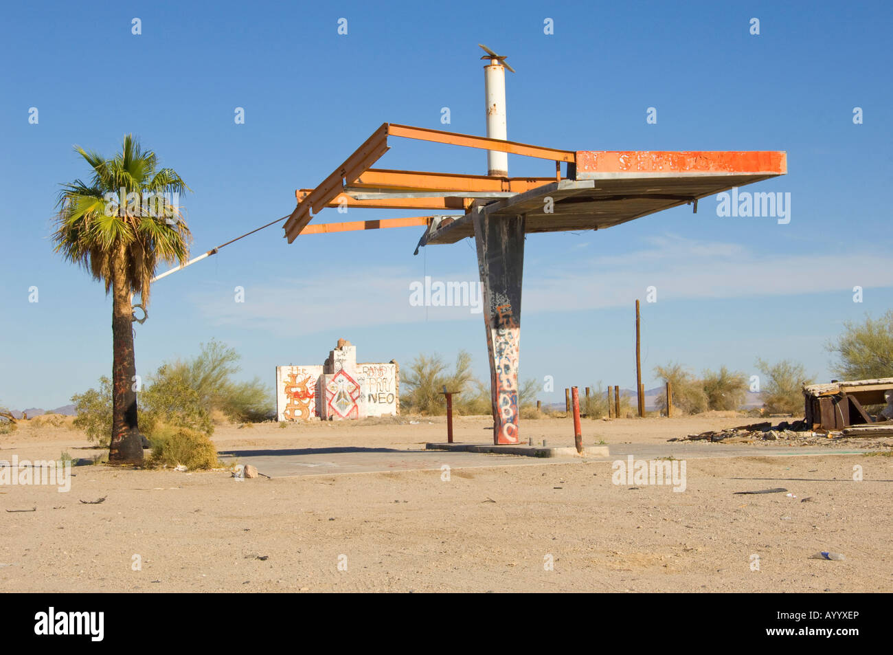 Alte tankstelle -Fotos und -Bildmaterial in hoher Auflösung – Alamy