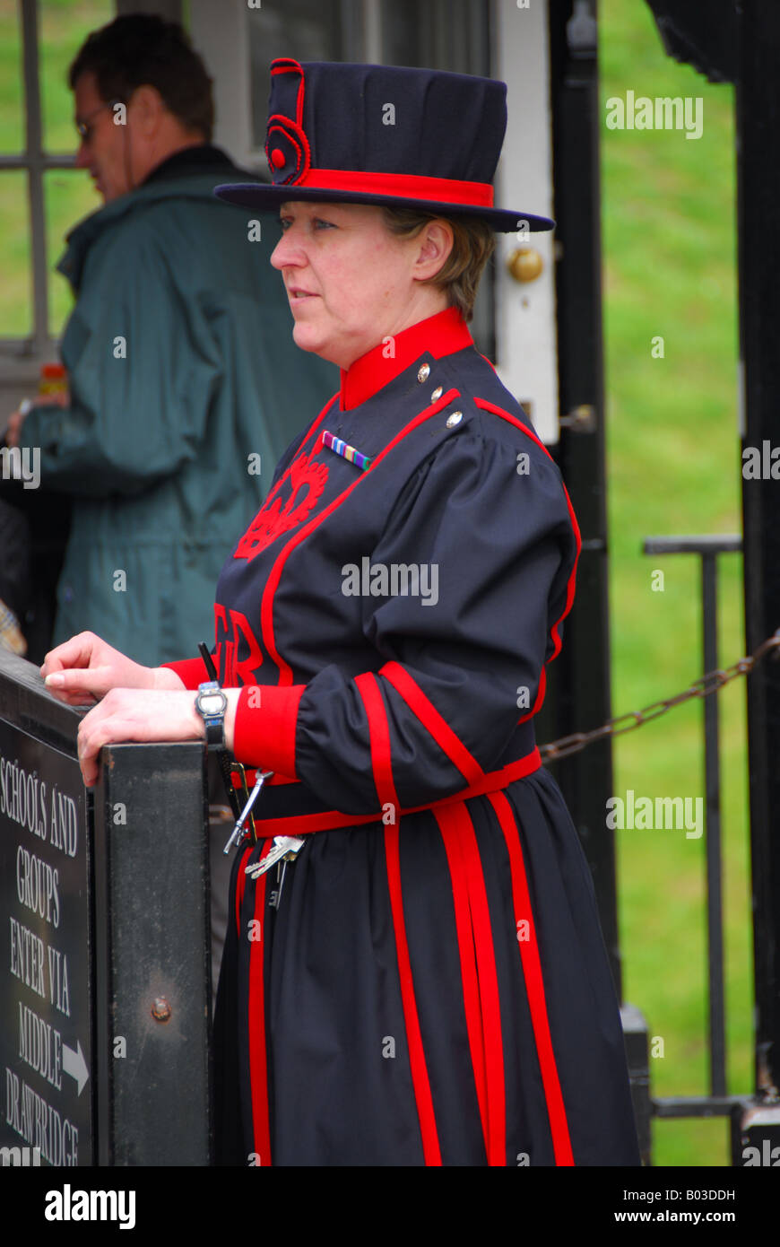 Der erste weibliche yeoman warder beefeater -Fotos und -Bildmaterial in ...