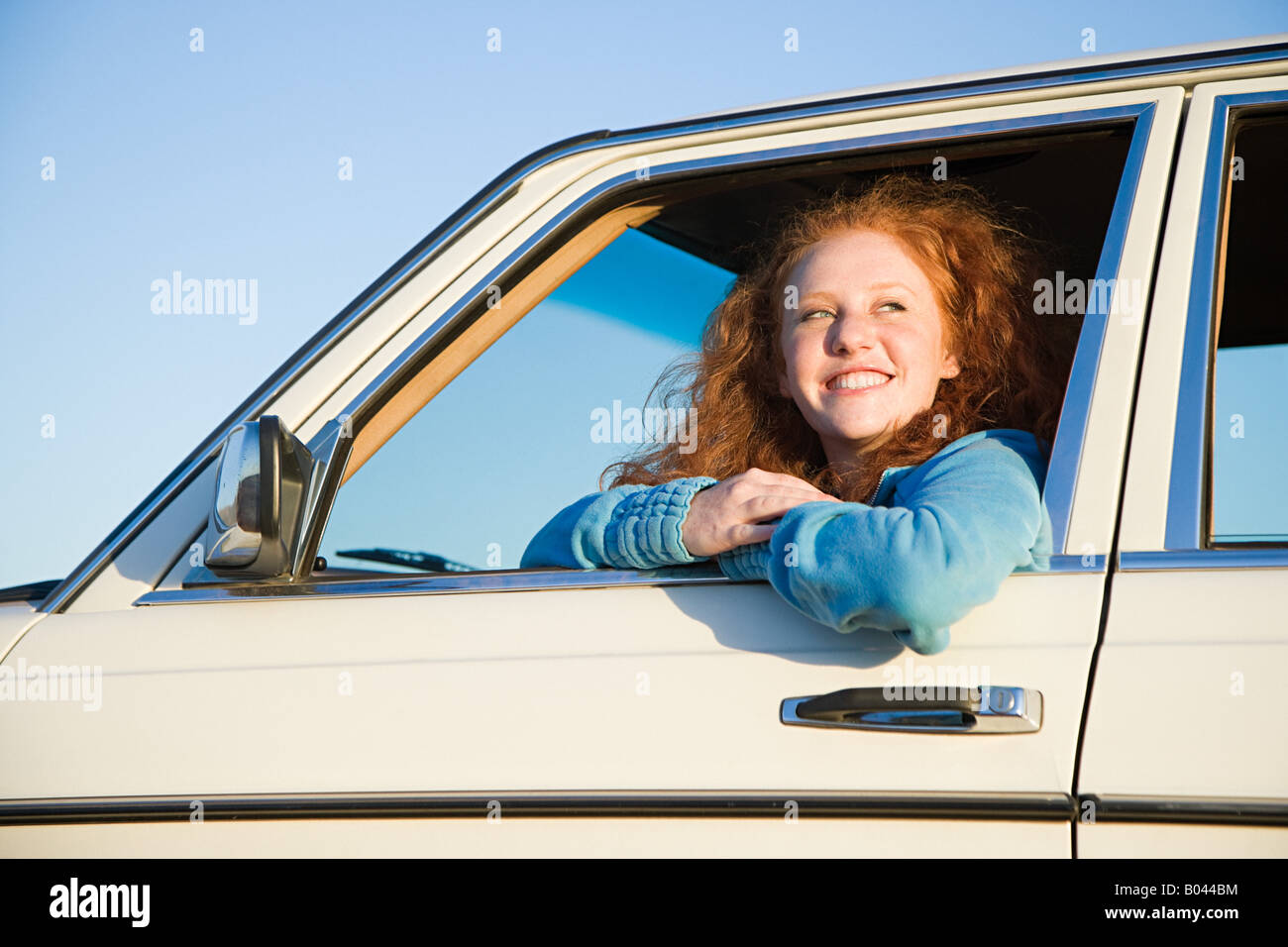 Aus Dem Auto Steigen Stockfotos und -bilder Kaufen - Alamy