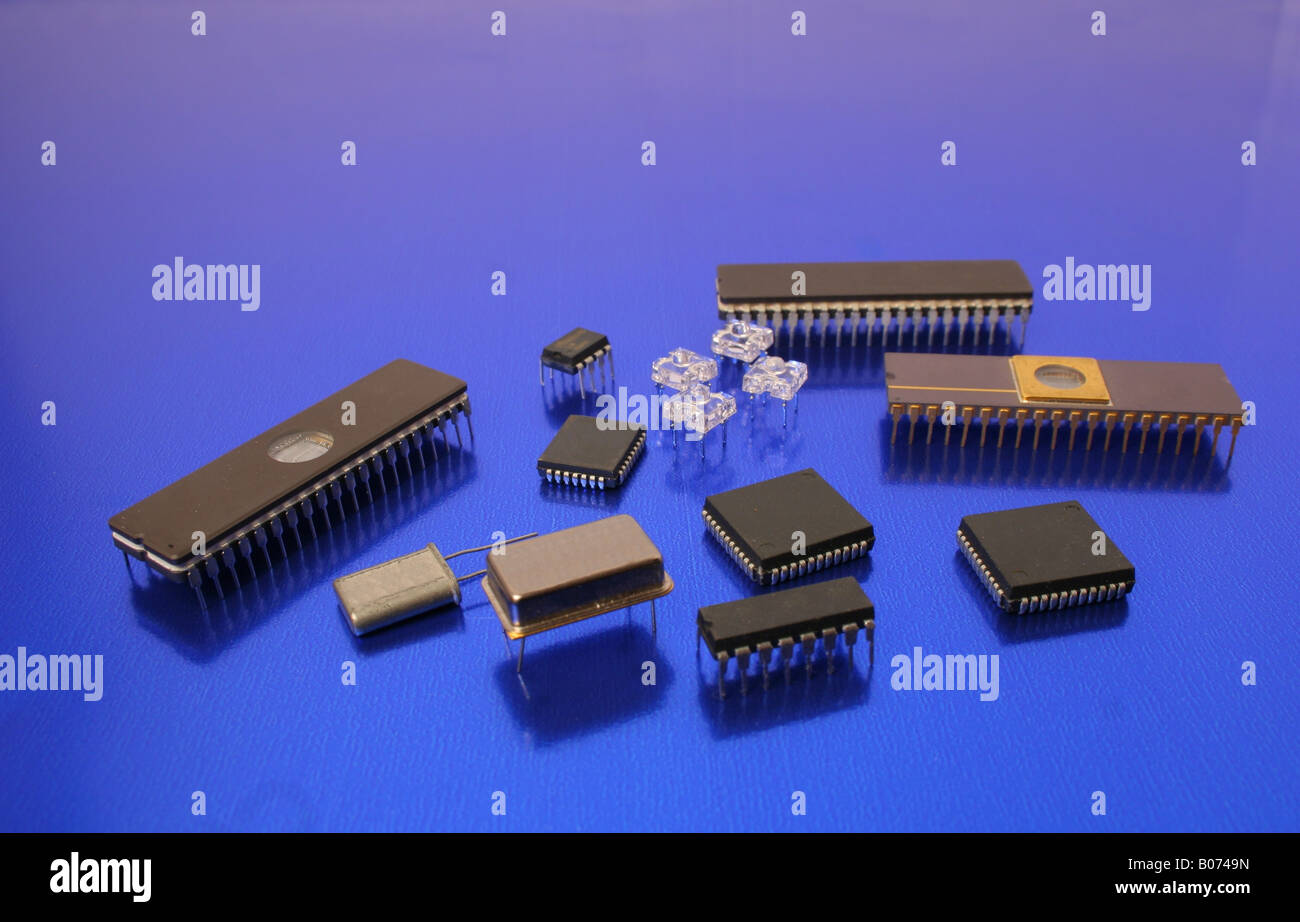 Semiconductor crystals -Fotos und -Bildmaterial in hoher Auflösung – Alamy