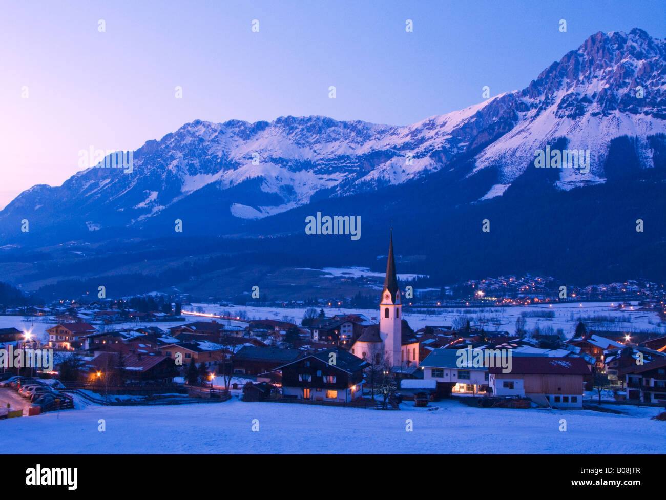Ellmau tirol nacht -Fotos und -Bildmaterial in hoher Auflösung – Alamy