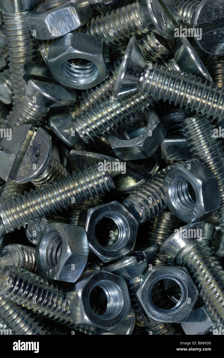 Schrauben, muttern und bolzen -Fotos und -Bildmaterial in hoher ...