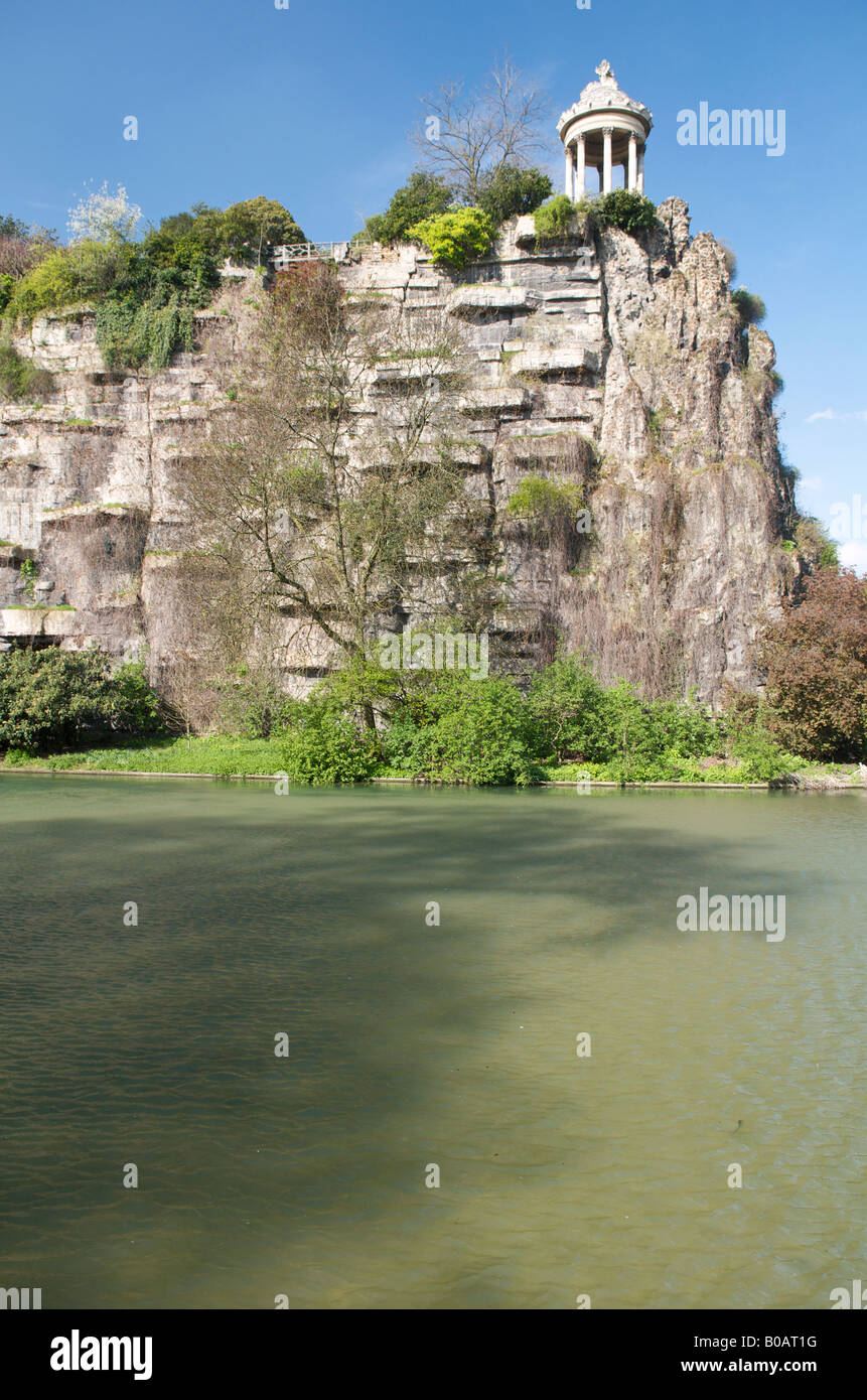 Belvedere von Sybil in den Parc des Buttes Chaumont ein öffentlicher ...