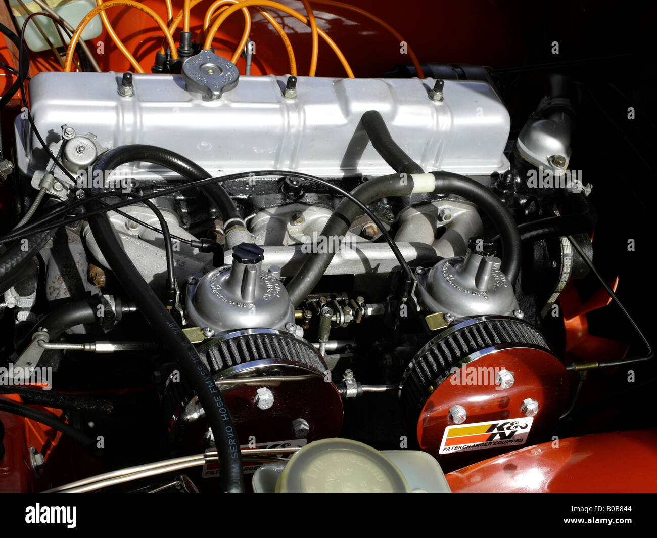 6 Cylinder Motor Stockfotos und -bilder Kaufen - Alamy