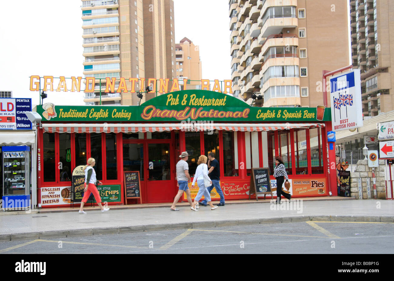 British pub benidorm costa blanca -Fotos und -Bildmaterial in hoher ...