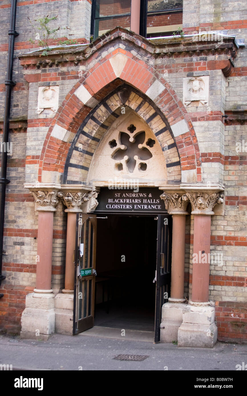 Spitzbogen torbogen -Fotos und -Bildmaterial in hoher Auflösung – Alamy