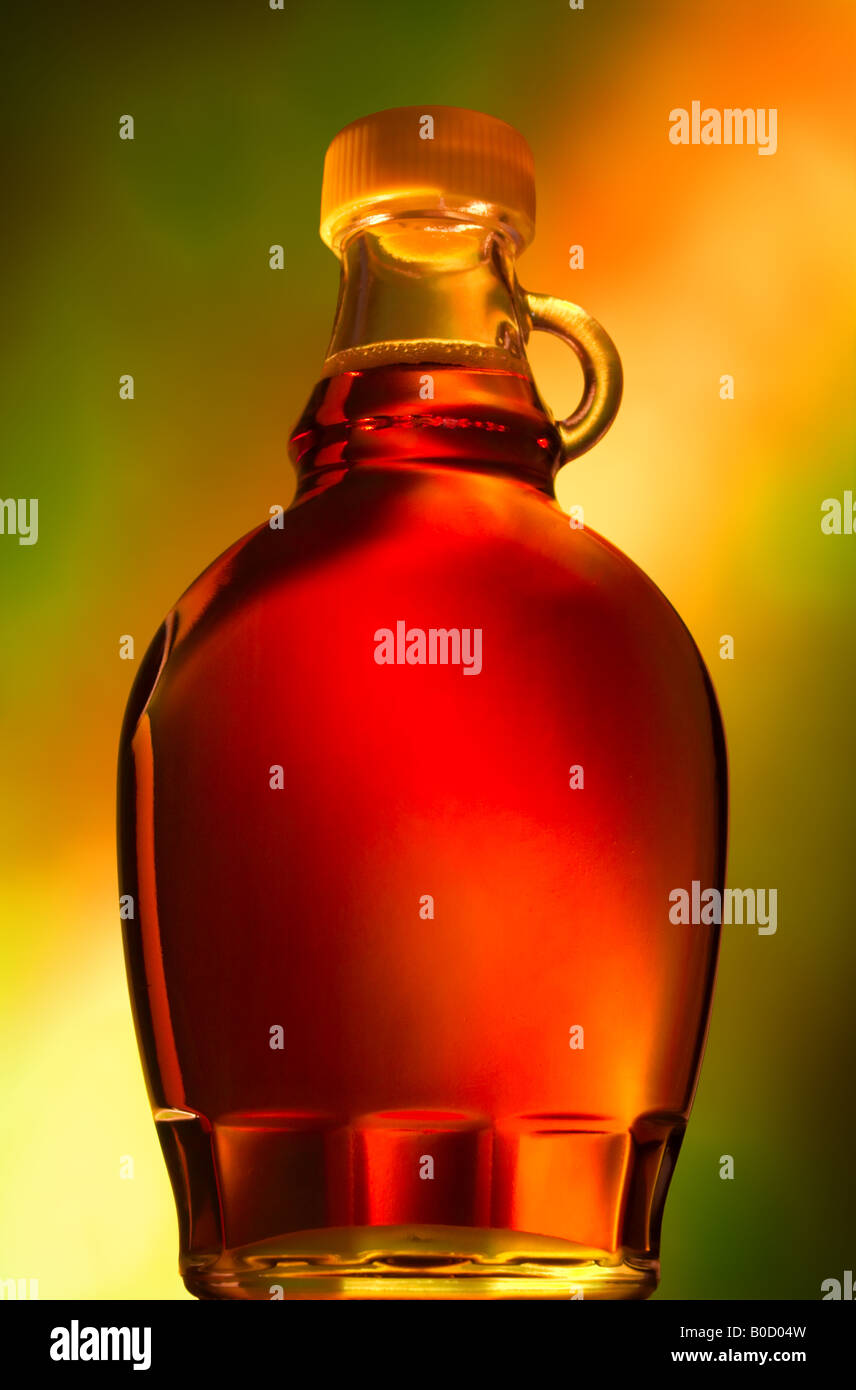 Sirup bottle -Fotos und -Bildmaterial in hoher Auflösung – Alamy